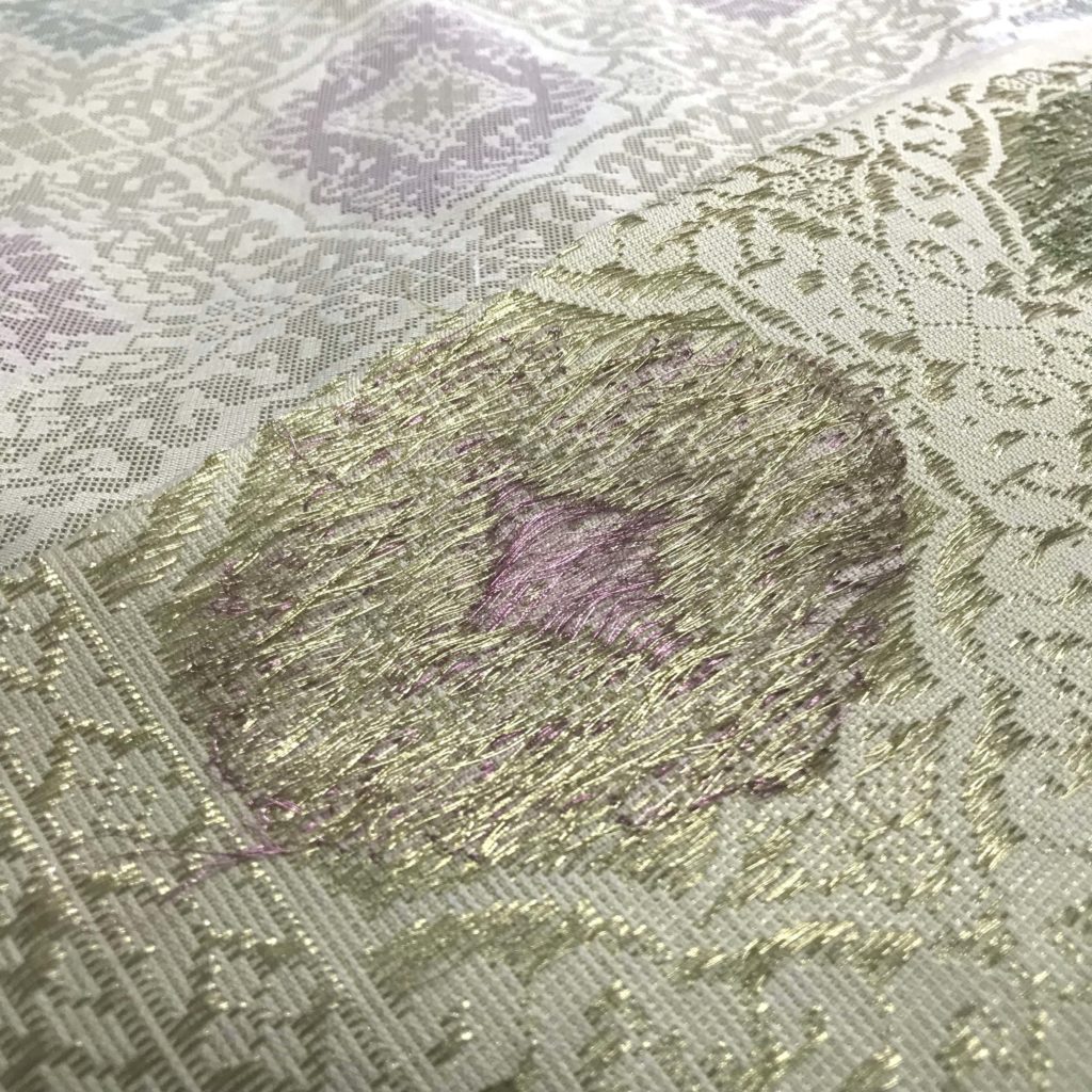 Raikan Cinta 796 - Putih Light Pink Diamond - FAQI